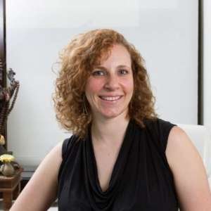 Rez (Sara Reznikoff) | Acupuncture In NYC